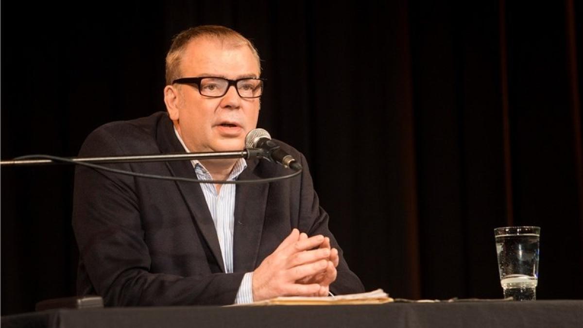 Max Goldt glänzt mit Textkunst in der