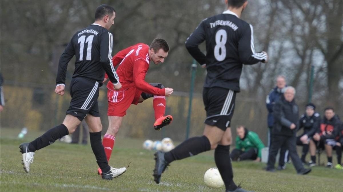 VfL Stenum feiert 3:1-Heimsieg über TV