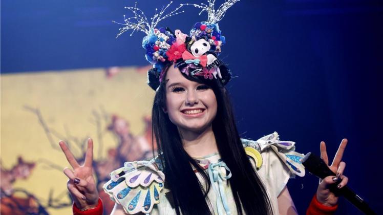 K-Pop und Kopfschmuck: Die deutsche ESC-Stimme Jamie-Lee
