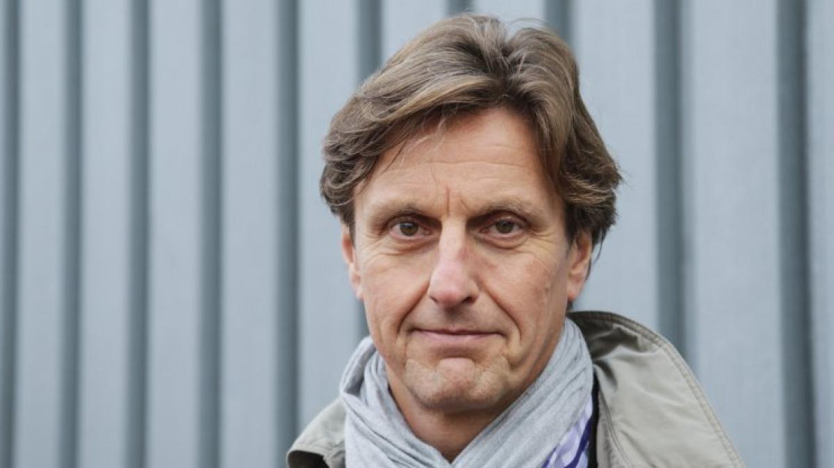 Dierker bleibt als Leiter in Flüchtlingslager | NOZ