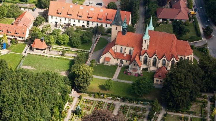 Themen aus Kirche und Gesellschaft unter freiem