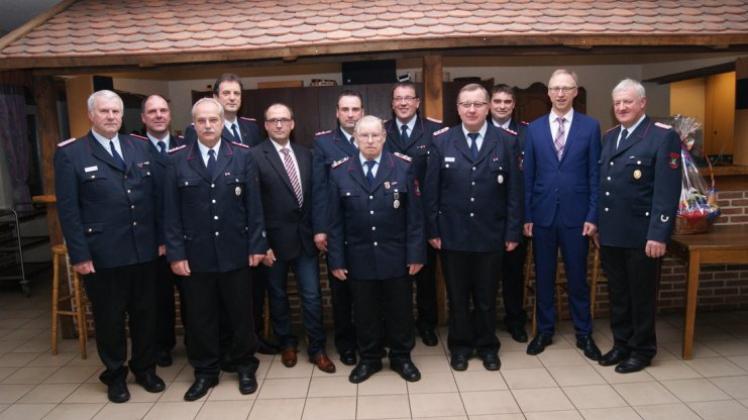 Ehrungen bei der Feuerwehr in Geeste-Groß