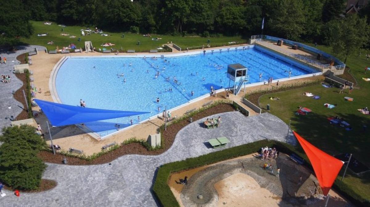 Löninger Wellenfreibad öffnet