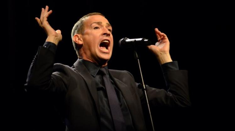 Tim Fischer balanciert zwischen Hommage und | DKO