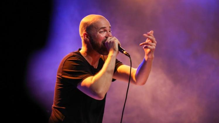 Curse feiert 15 Jahre altes Debut