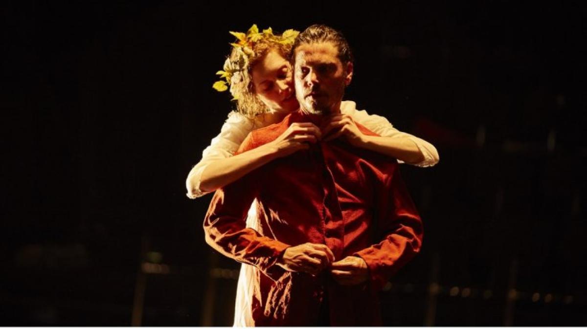 Bühnenbearbeitung von „Segen der Erde“ in