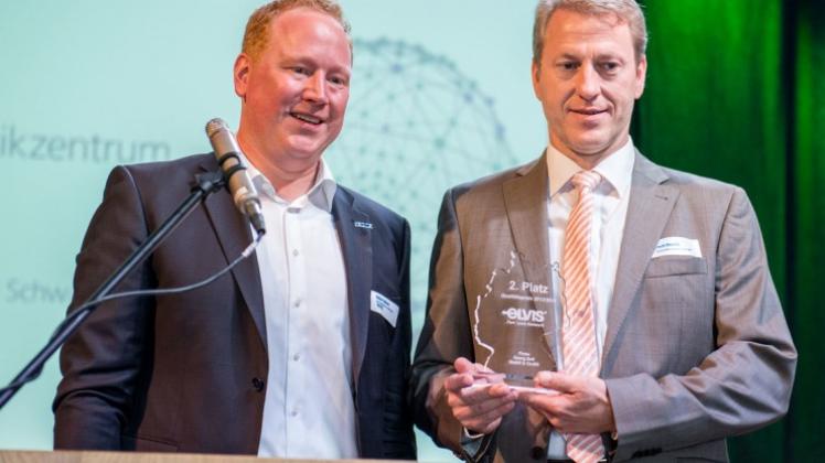 Elvis-Kooperation zeichnet Meppener Unternehmen Boll