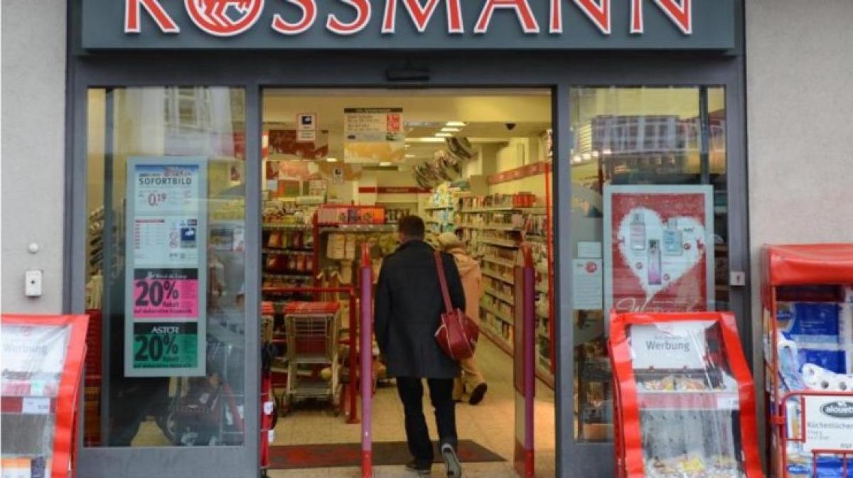 Rossmann schaltet erstmals