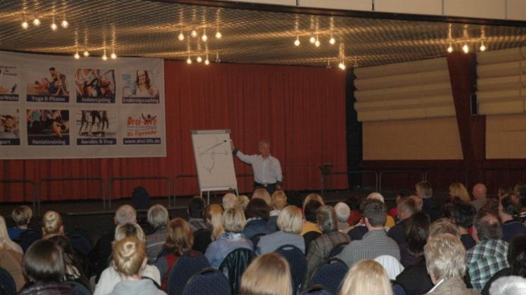 Andreas Bredenkamp hält Vortrag in