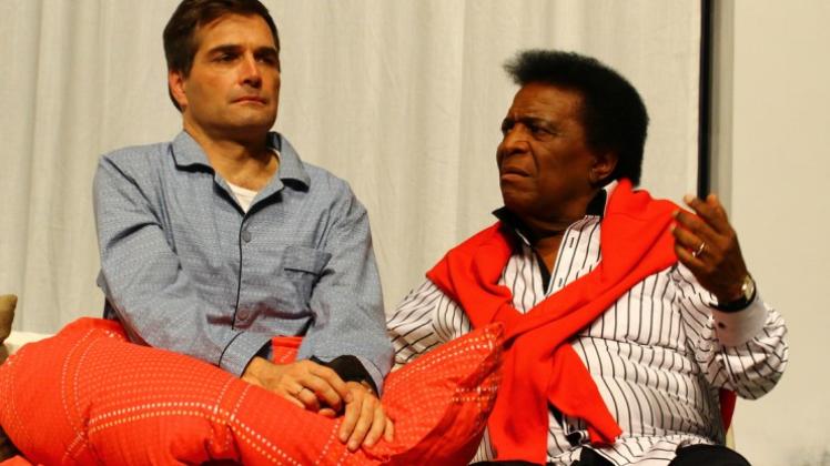 Roberto Blanco als „Mustergatte“ in