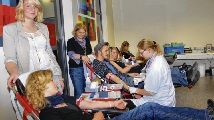 150 Blutspender in der Marienhausschule