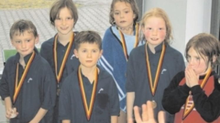 Bronze für die „Schwimmküken“