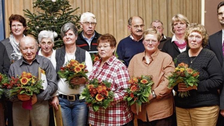 Fast dreimal die Erde umrundet: Neue OZ ehrt langjährige