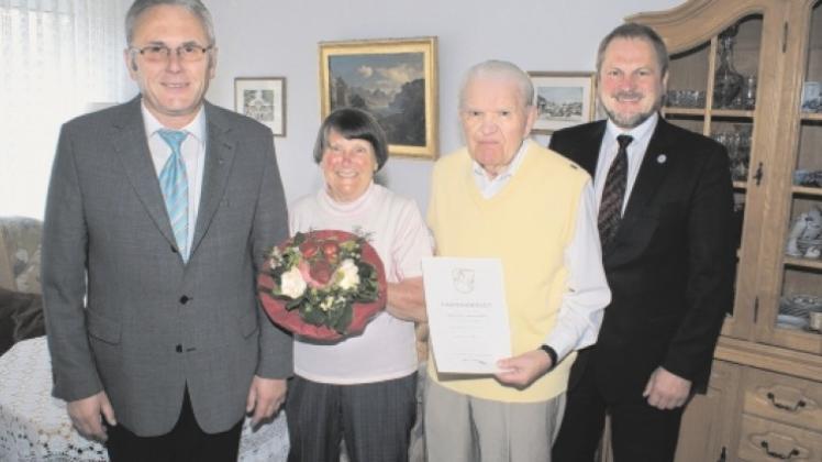 Glückwünsche auch vom | NOZ