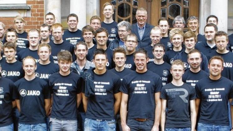 DJK Eintracht „stürmt“ das Papenburger | NOZ