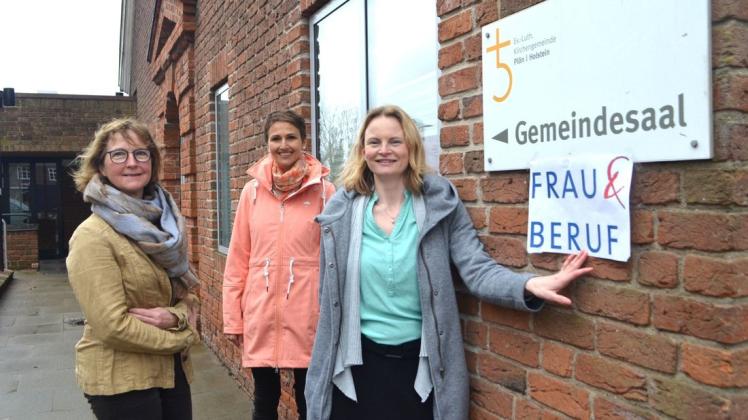 Lena Dost hilft Frauen bei der Suche nach einem Arbeitsplatz