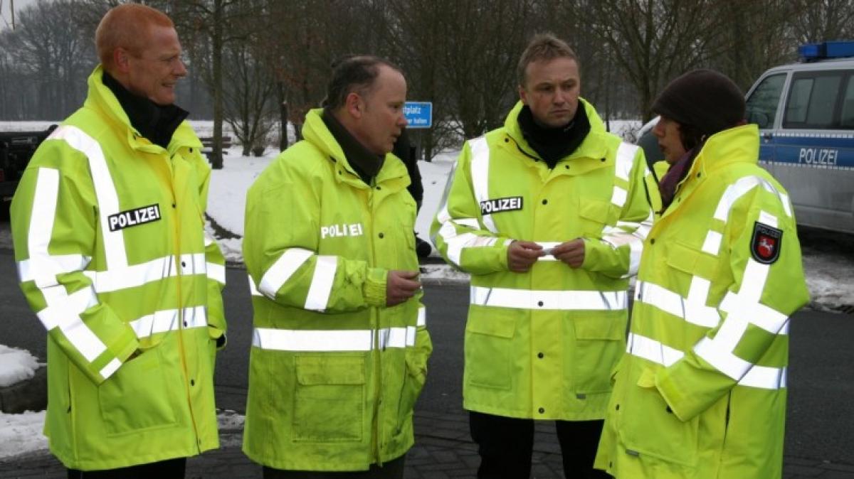 Großkontrolle der Polizei auf der Autobahn A