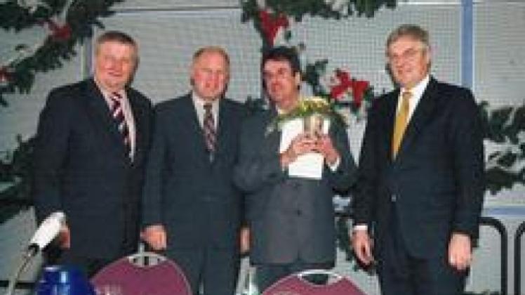 "Mit einer fast peniblen Recherche" | NOZ