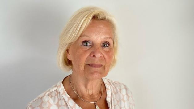 Wedel: Ehrennadel für Monika Dohmen, Doris Glass und Dirk Schnoor