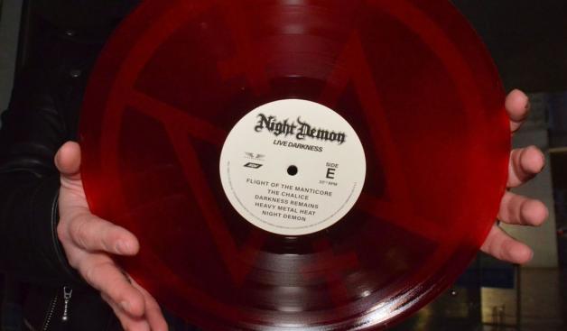 Comeback der Schallplatte auch bei „Hellion Records“ in Itzehoe