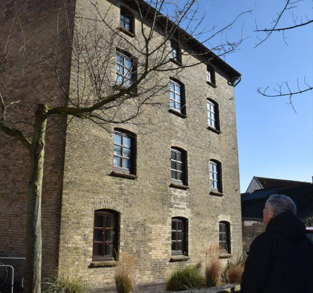 Mit Archivar Peter Wengel durch Kappelns Geschichte spazieren | SHZ