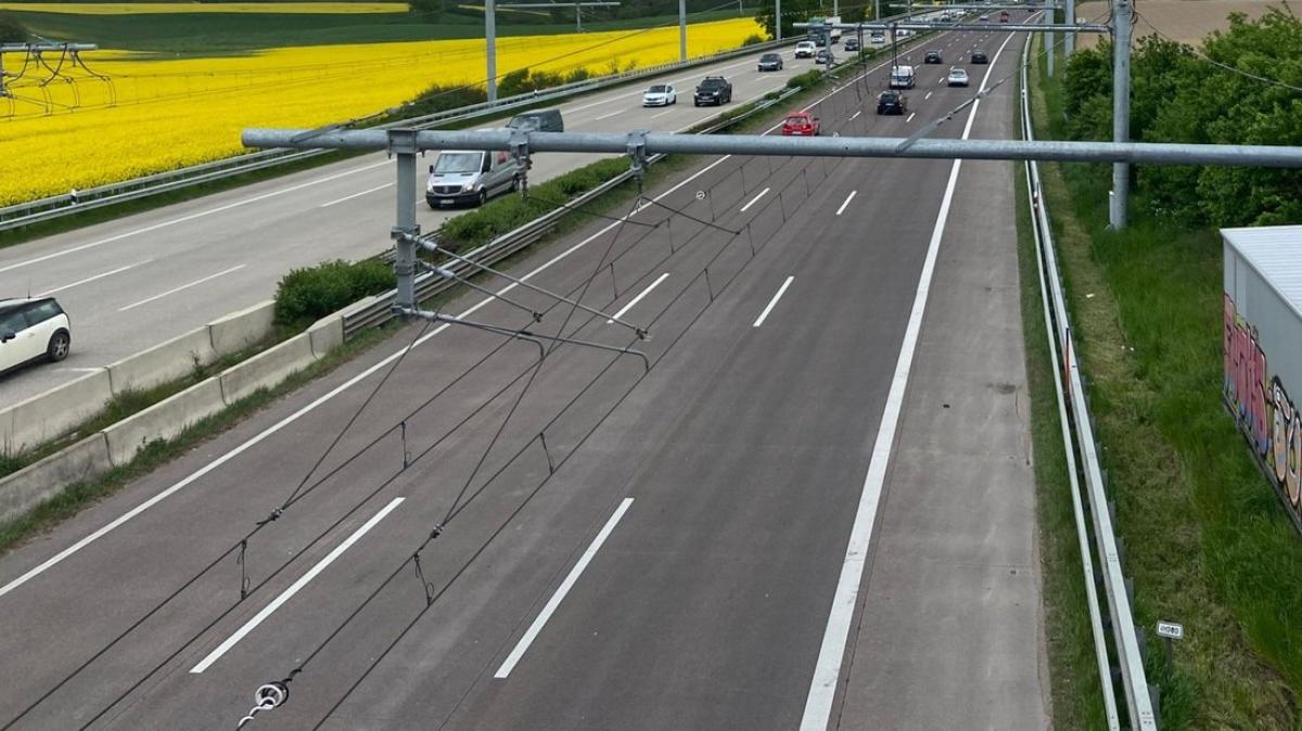 E-Highway auf der A1 bei Reinfeld und Lübeck wird gewartet