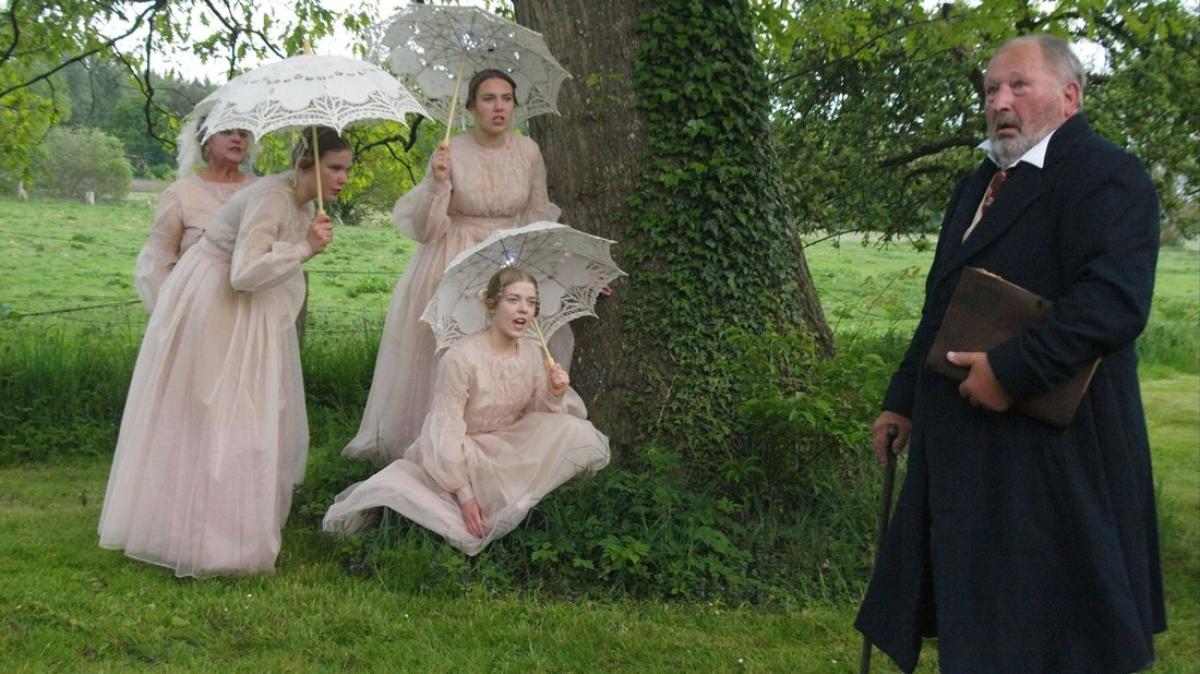 Storm-Theater auf Gut Hanerau: Immensee zum Durchschreiten.