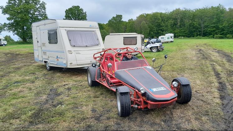 100 selbstgebaute Strandbuggys in Elsdorf-Westermühlen