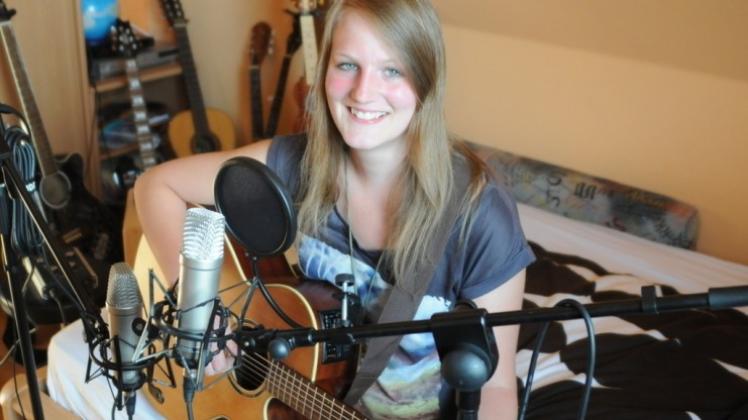 Herzlakerin Jennifer Berning hat mit Singer-Songwriter-Musik