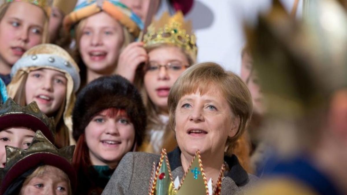 Sternsinger bei Merkel - Hilfe für Kinder in