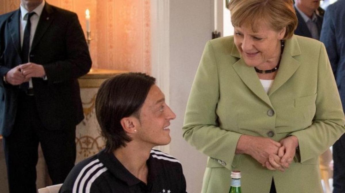 Deutsche Elf online: Plauderei statt | NOZ