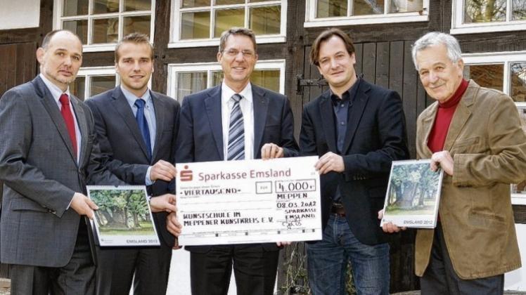 4000 Euro als Sponsoring für die Kunstschule in