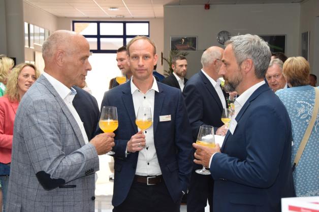 4. Mittsommernacht bei Behn: Reizthemen in aller Freundschaft