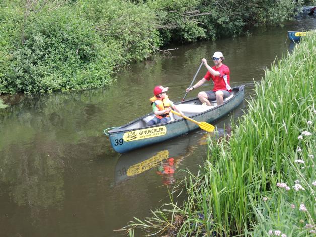 Mit dem Kanu auf der Treene: Ausflug von Langstedt nach Hünning