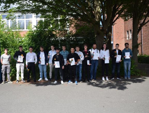 Sie haben das Abitur bestanden: Weitere Absolventen aus Neumünster