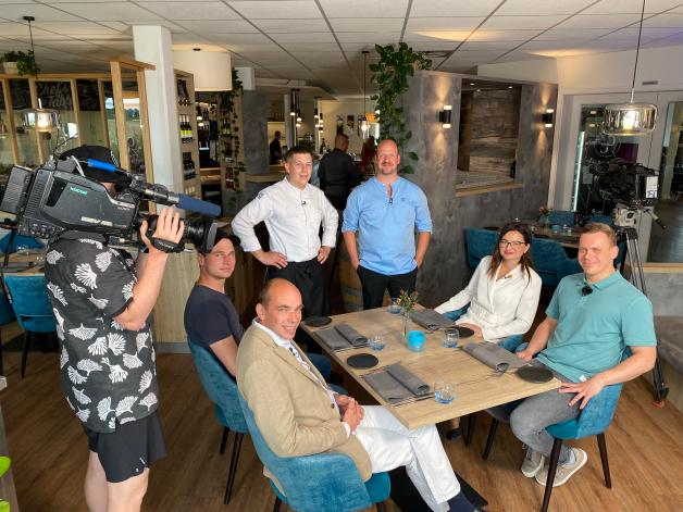 Schulter Performance Sumpf kabel 1 mein lokal dein lokal rostock Ich ...