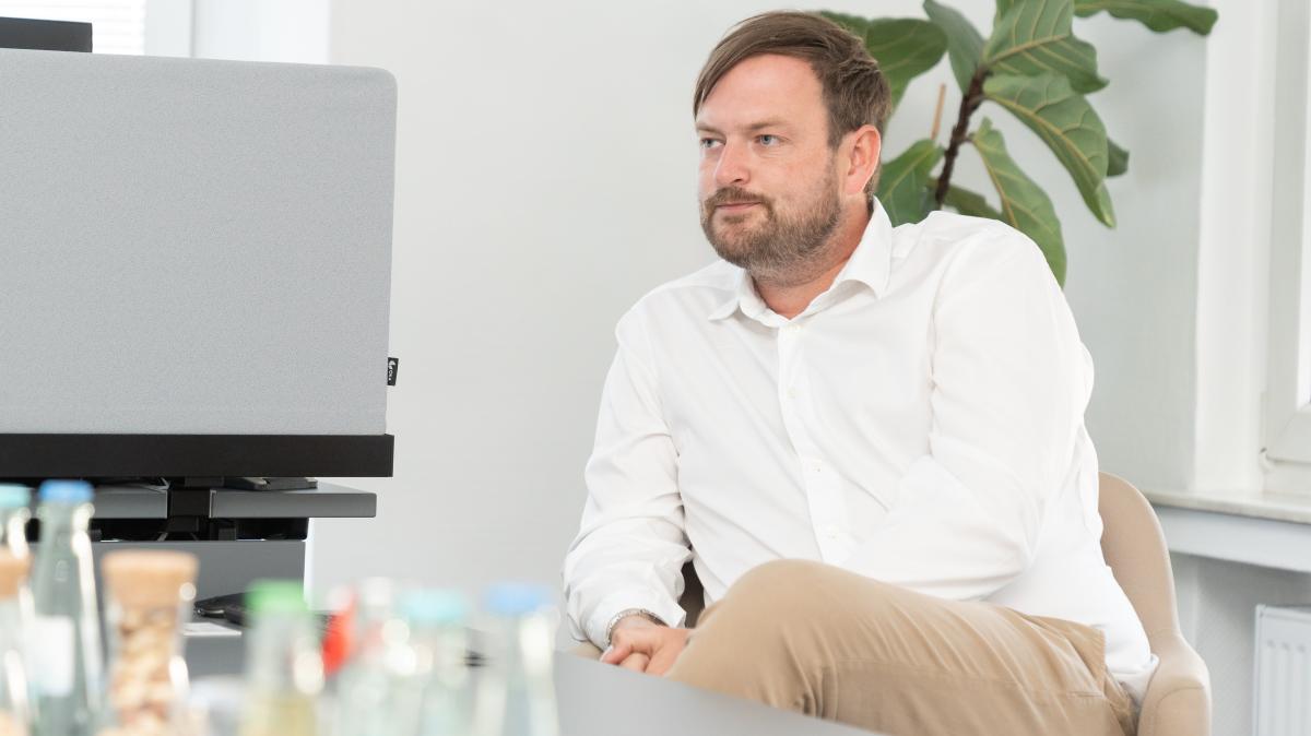 Osnabrücker Firma Geisler setzt auf Elektromobilität. | NOZ