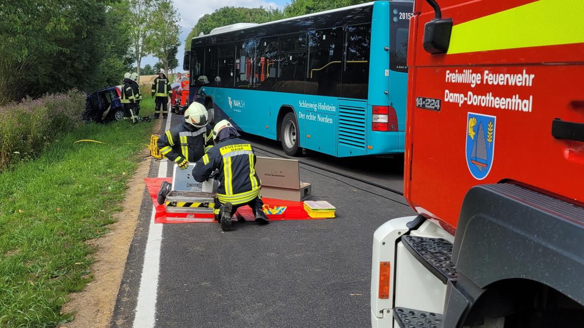 Unfall auf der K61 bei Gut Grünholz, Fahrerin schwerverletzt