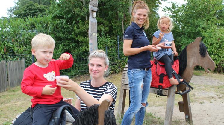 Hofmolkerei Meyn Hof verkauft Wacken-Joghurt auf dem Festival