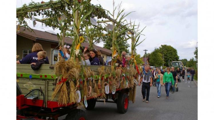 Erntefest Herringhausen-Stirpe-Oelingen | NOZ