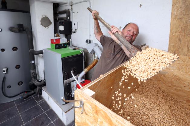 Hausbesitzer will sich autark mit Solarstrom versorgen