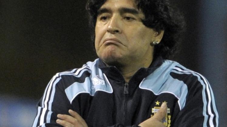 Die Hand Gottes - Maradona bugsierte vor 25 Jahren den Ball per Hand ...