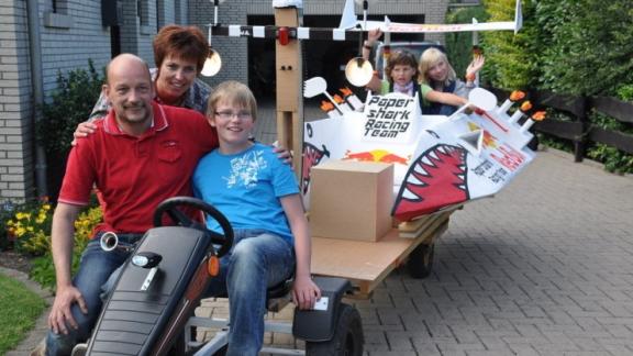 So entsteht ein Papierboot
