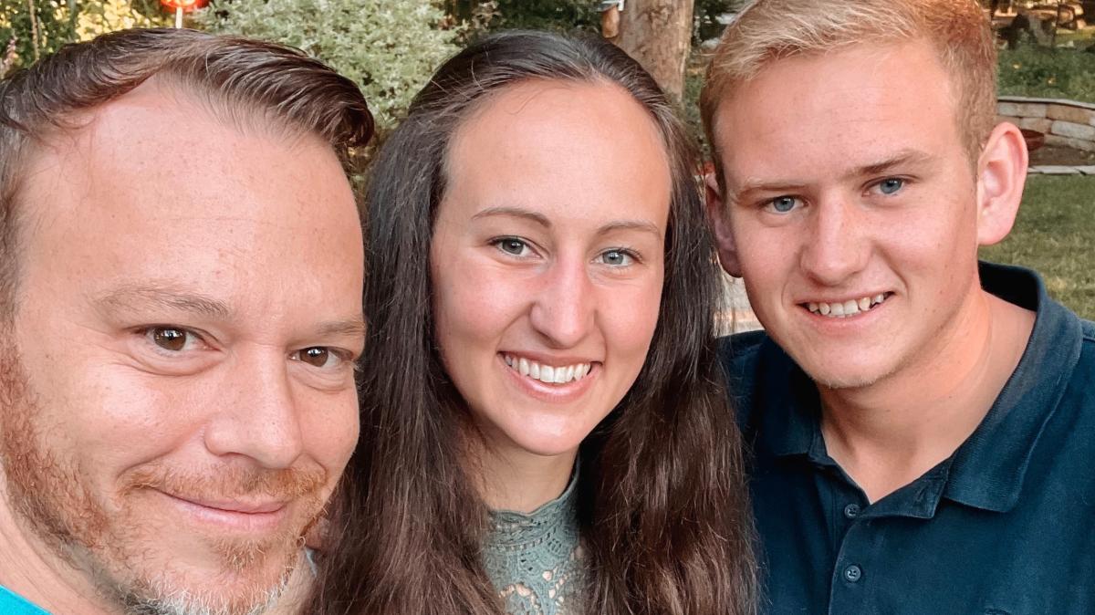 Lisa und Matthes Röckener aus Kettenkamp bei „hundkatzemaus“.