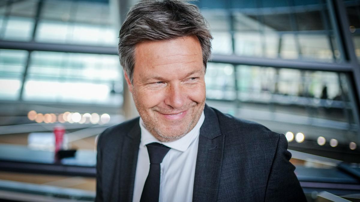 Deutsche Gasspeicher füllen sich laut Robert Habeck schneller