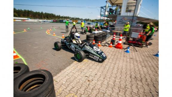 Das Ignition Racing Team electric der FH Osnabrück bei der Formula ...