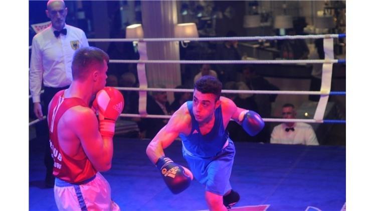 Boxen kämpfen im EDZ Rhede | NOZ