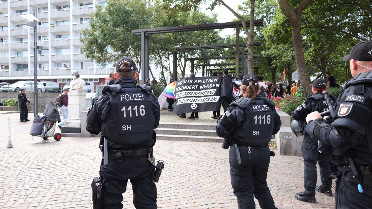 Viel Polizei auf Sylt: Wird Punker-Protestcamp nun geräumt?