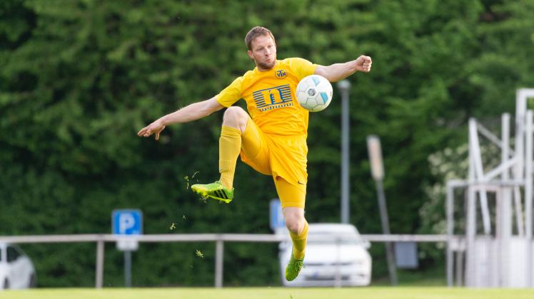 Tobias Schröder vom TV Neuenkirchen spielt nicht nur Fußball