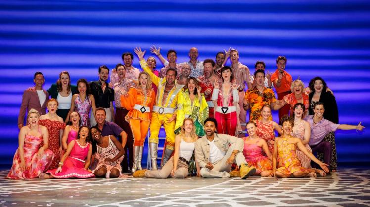 „Mamma Mia“: Die schönsten Bilder der Musical-Premiere | NOZ